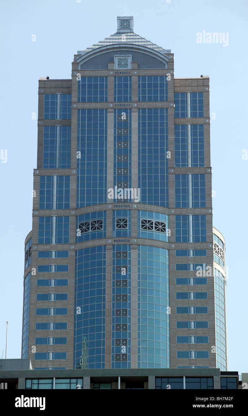 Close-up view of the upper section of the 1201 Third Avenue Tower ...