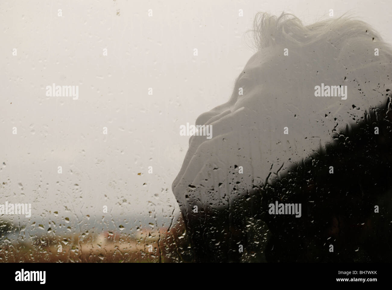 Womans reflection in window hi-res stock photography and images - Alamy