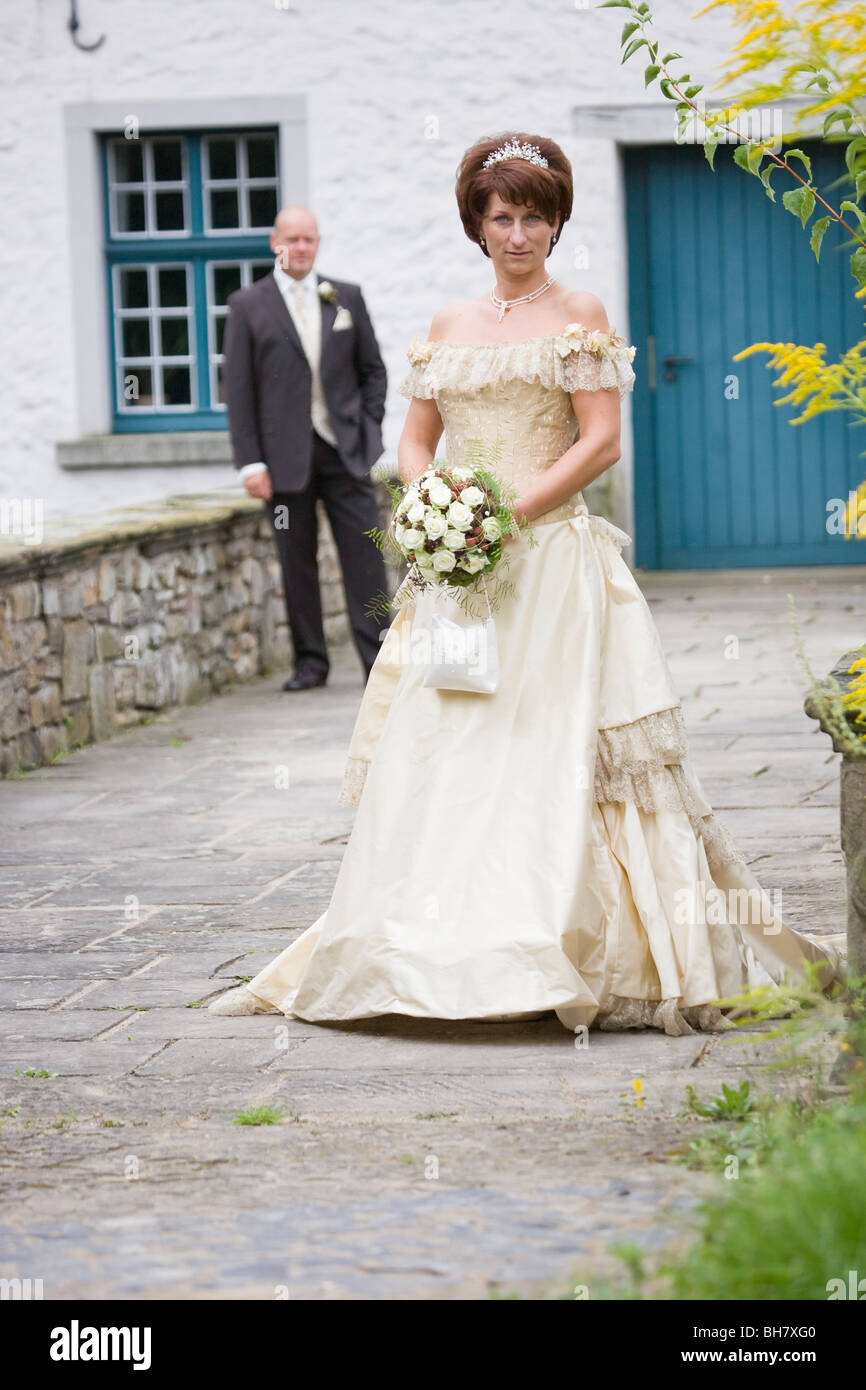 Bride and Groom Stock Photo - Alamy
