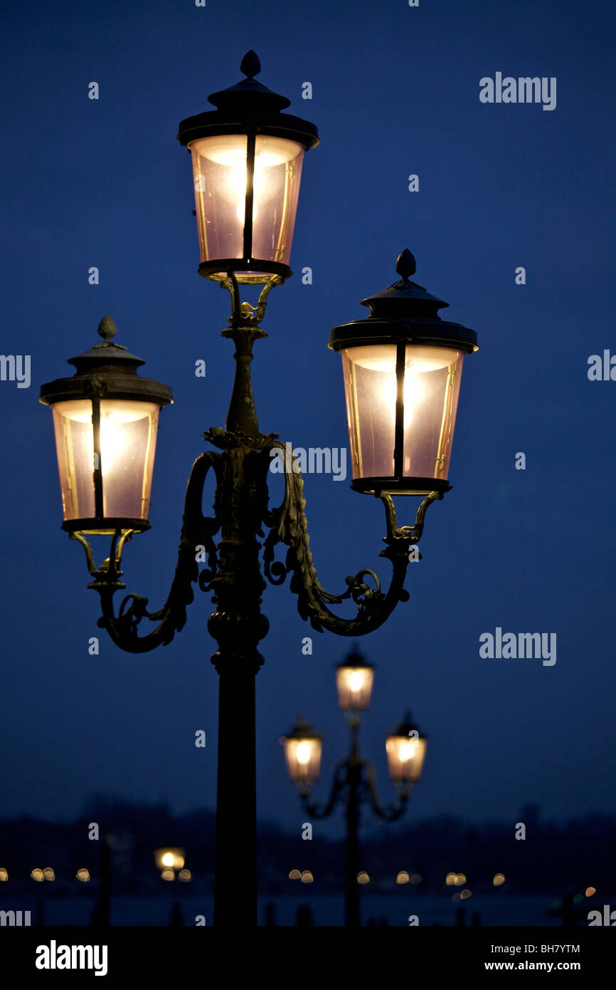 Street lights in Piazza San Marco, Venice, Italy Stock Photo - Alamy