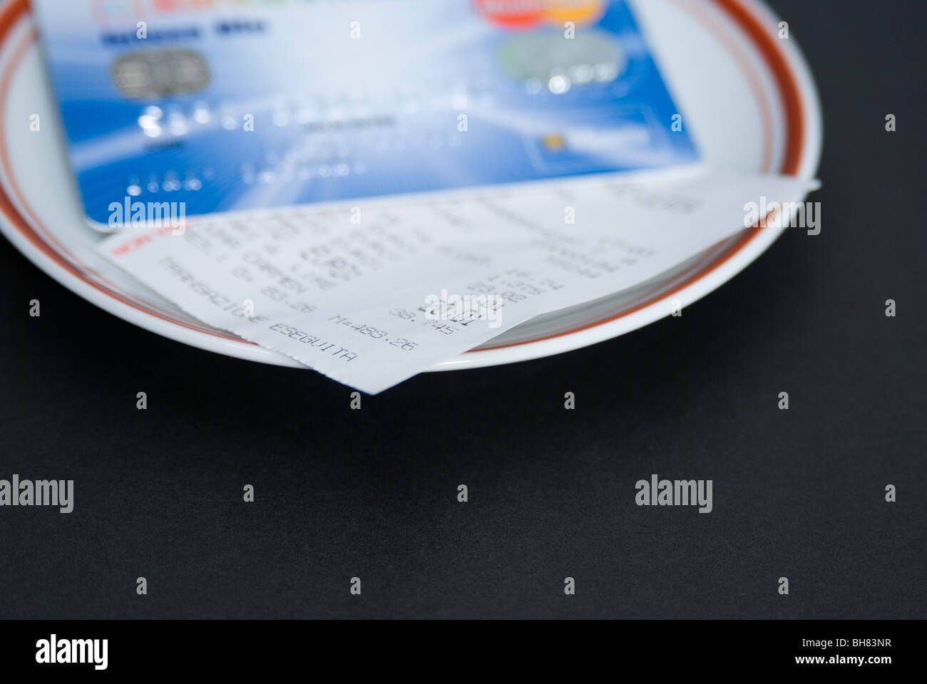 Restaurant bill receipt hi-res stock photography and images - Alamy