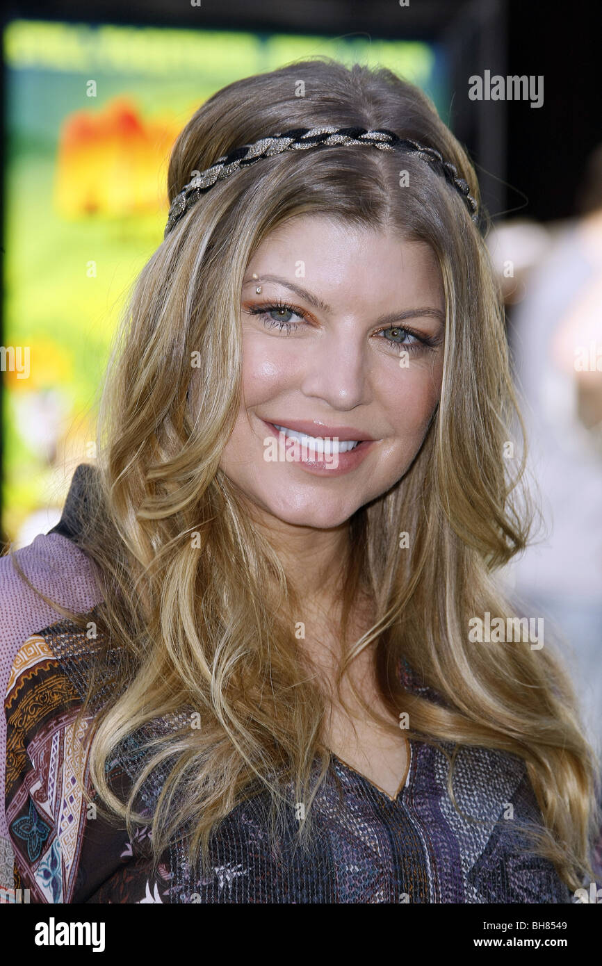 Fergie singer hi-res stock photography and images - Alamy