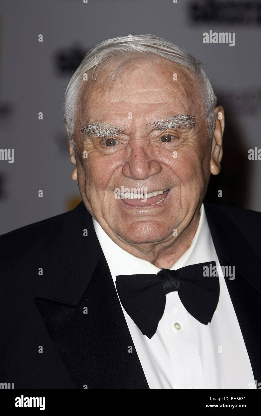 ERNEST BORGNINE ACTOR BEVERLY HILLS CA USA 27/10/2008 Stock Photo - Alamy