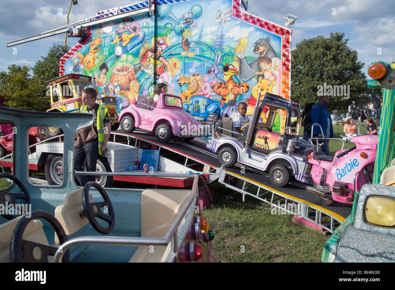 Burgess park and children hi-res stock photography and images - Alamy
