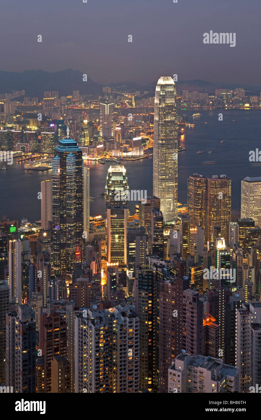 China, Hong Kong, Victoria Peak. View over Hong Kong from Victoria Peak. The illuminated skyline ...