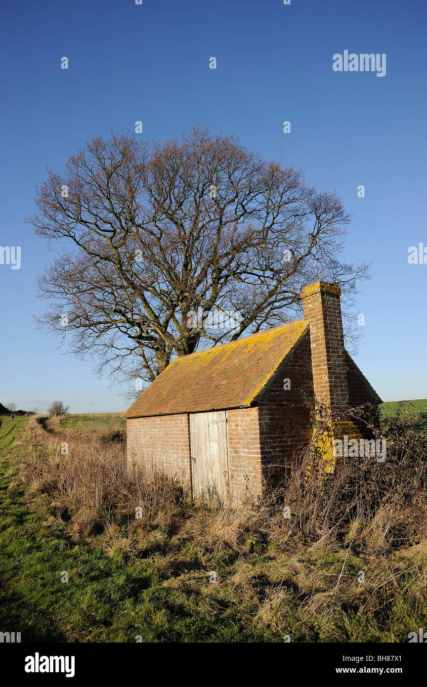 winter landscape Romney marsh lookers hut Stock Photo - Alamy