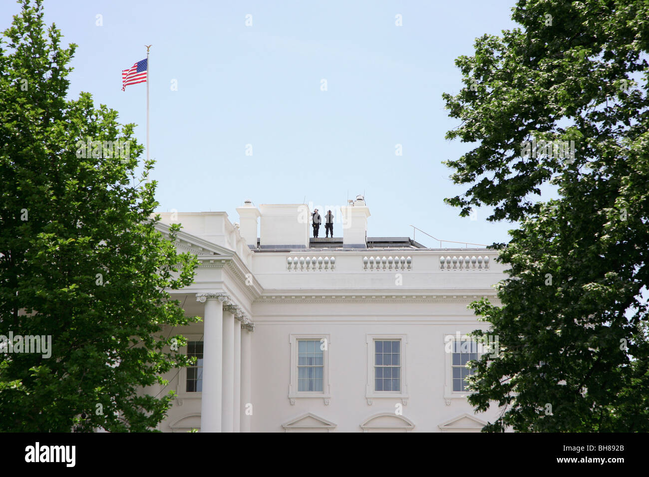 What Is On Top Of The White House