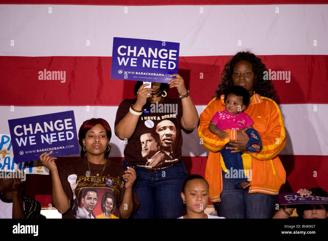 Michelle Obama speaking in front of African American audience during ...