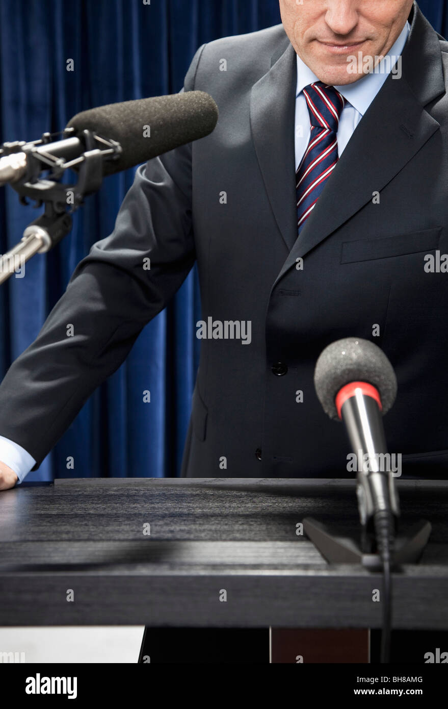 Lectern and stage hi-res stock photography and images - Alamy