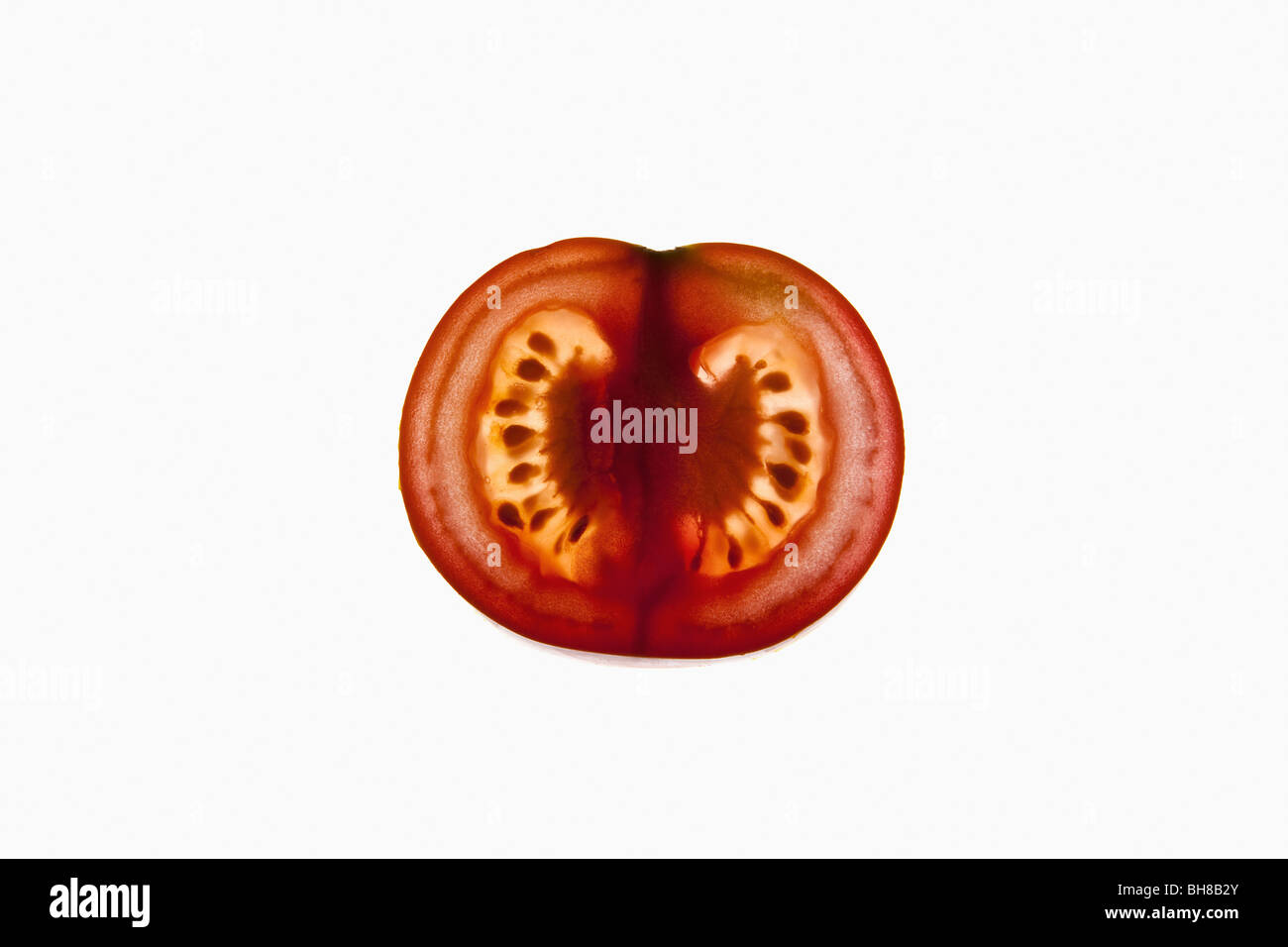 Single tomato slice hi-res stock photography and images - Alamy
