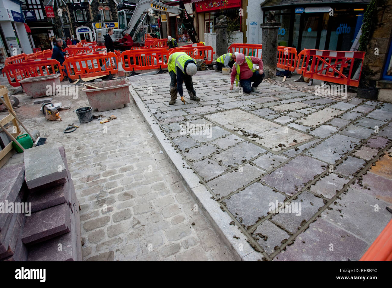 Pavement paving hi hi-res stock photography and images - Alamy