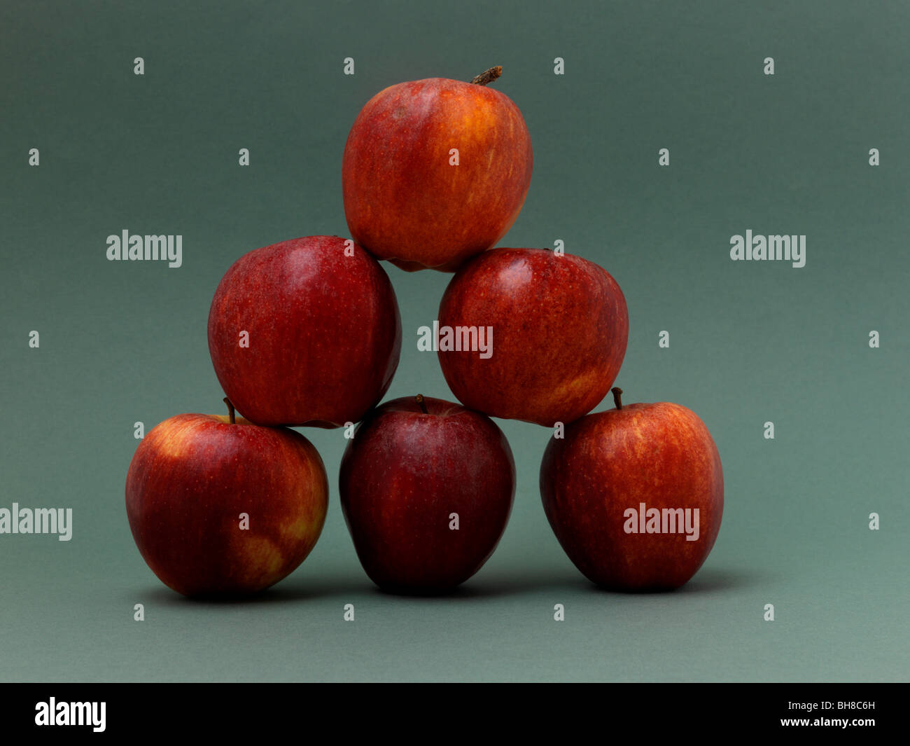 Six apples hi-res stock photography and images - Alamy