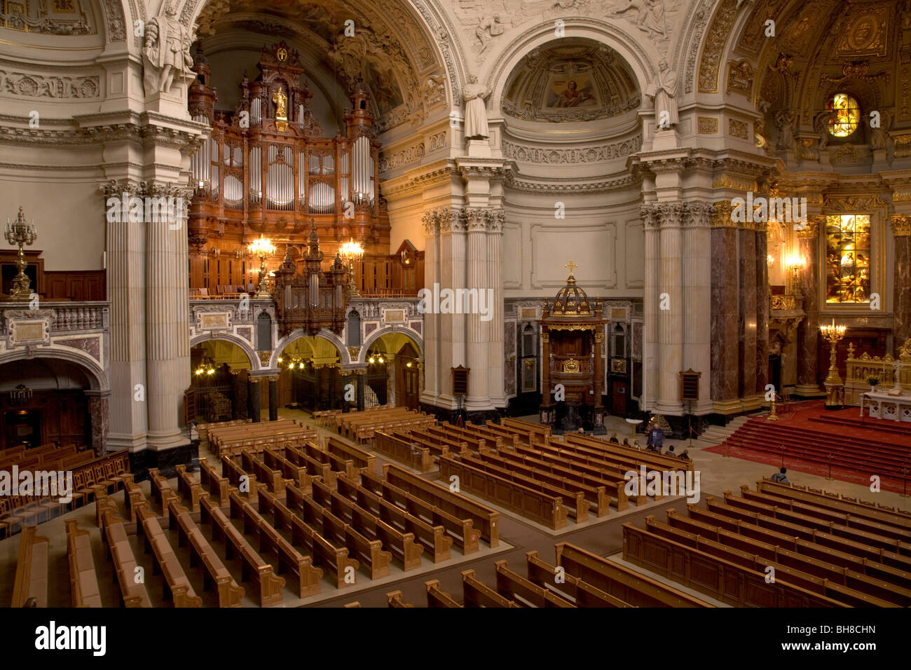 Interior And Altar Berlin Cathedral Stock Photo - Alamy