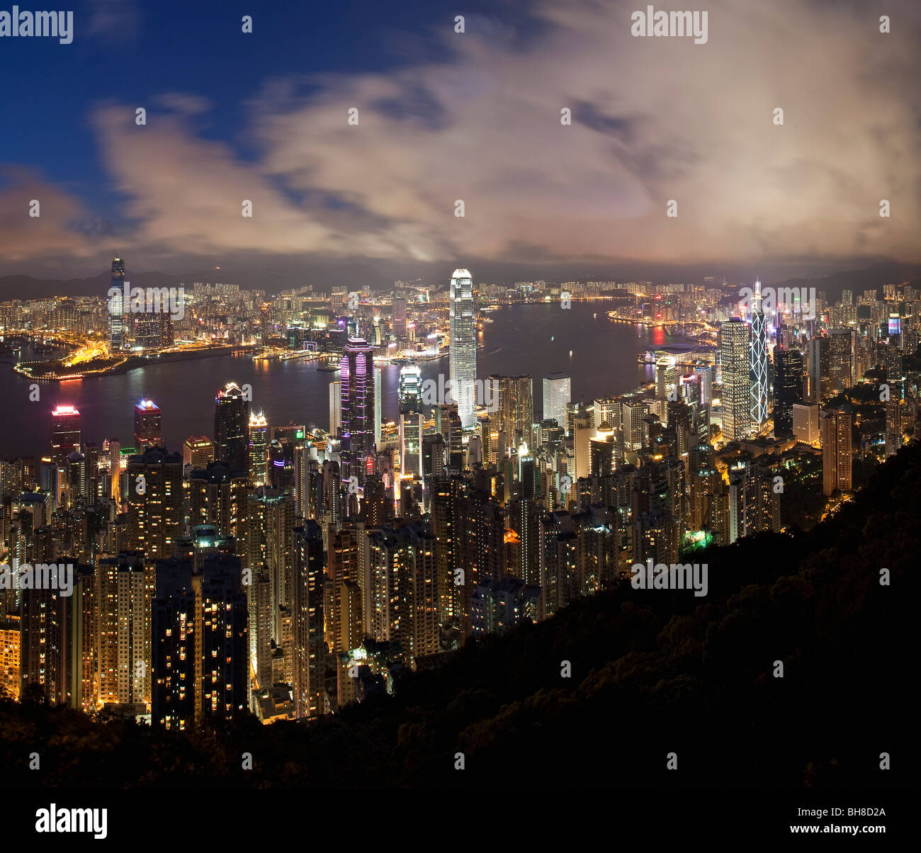 China, Hong Kong, Victoria Peak. View over Hong Kong from Victoria Peak. The illuminated skyline ...