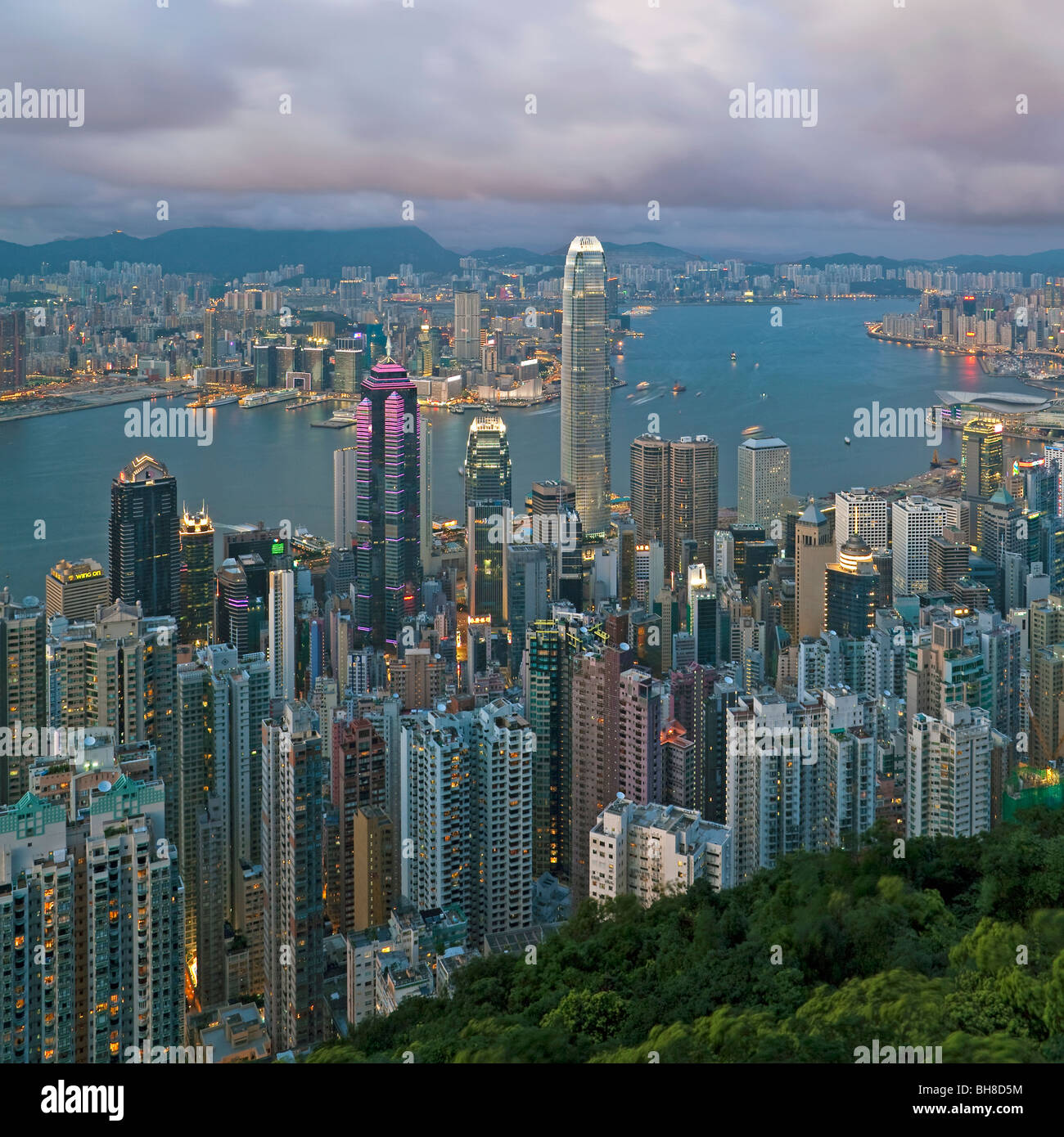 China, Hong Kong, Victoria Peak. View over Hong Kong from Victoria Peak. The illuminated skyline ...