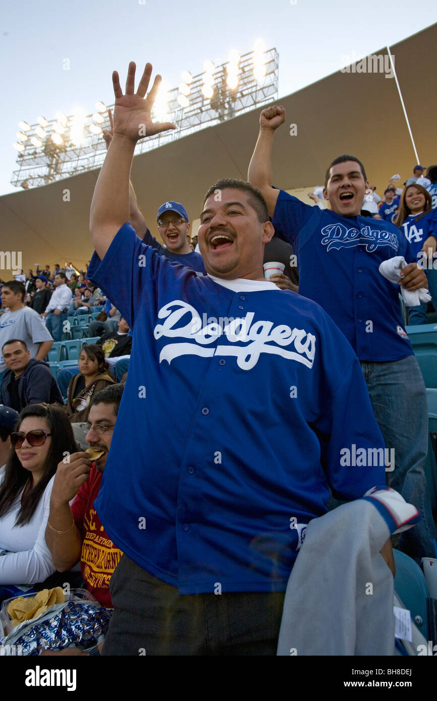 Dodger fans cheering during National League Championship Series (NLCS ...