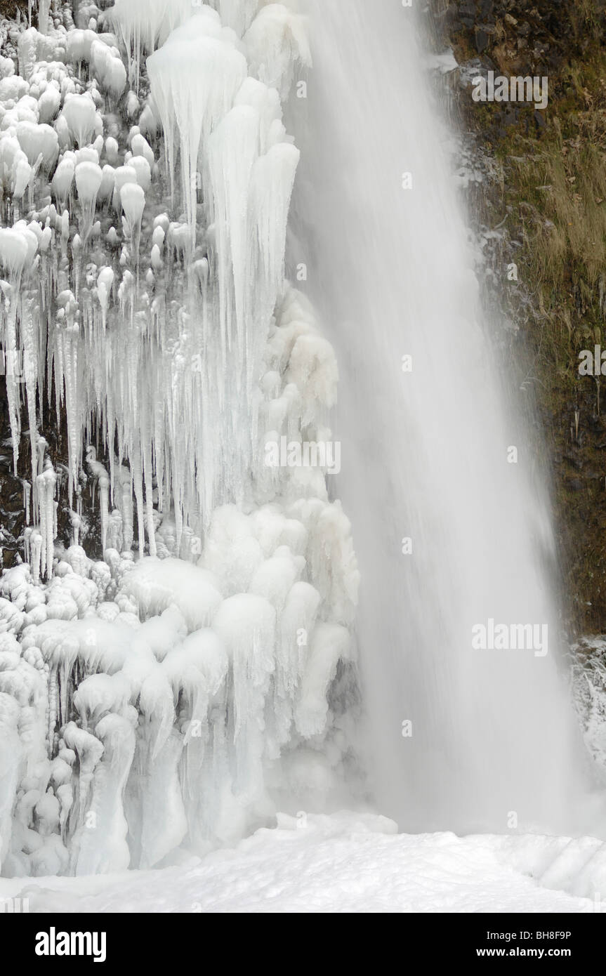 Ice and waterfall Stock Photo - Alamy
