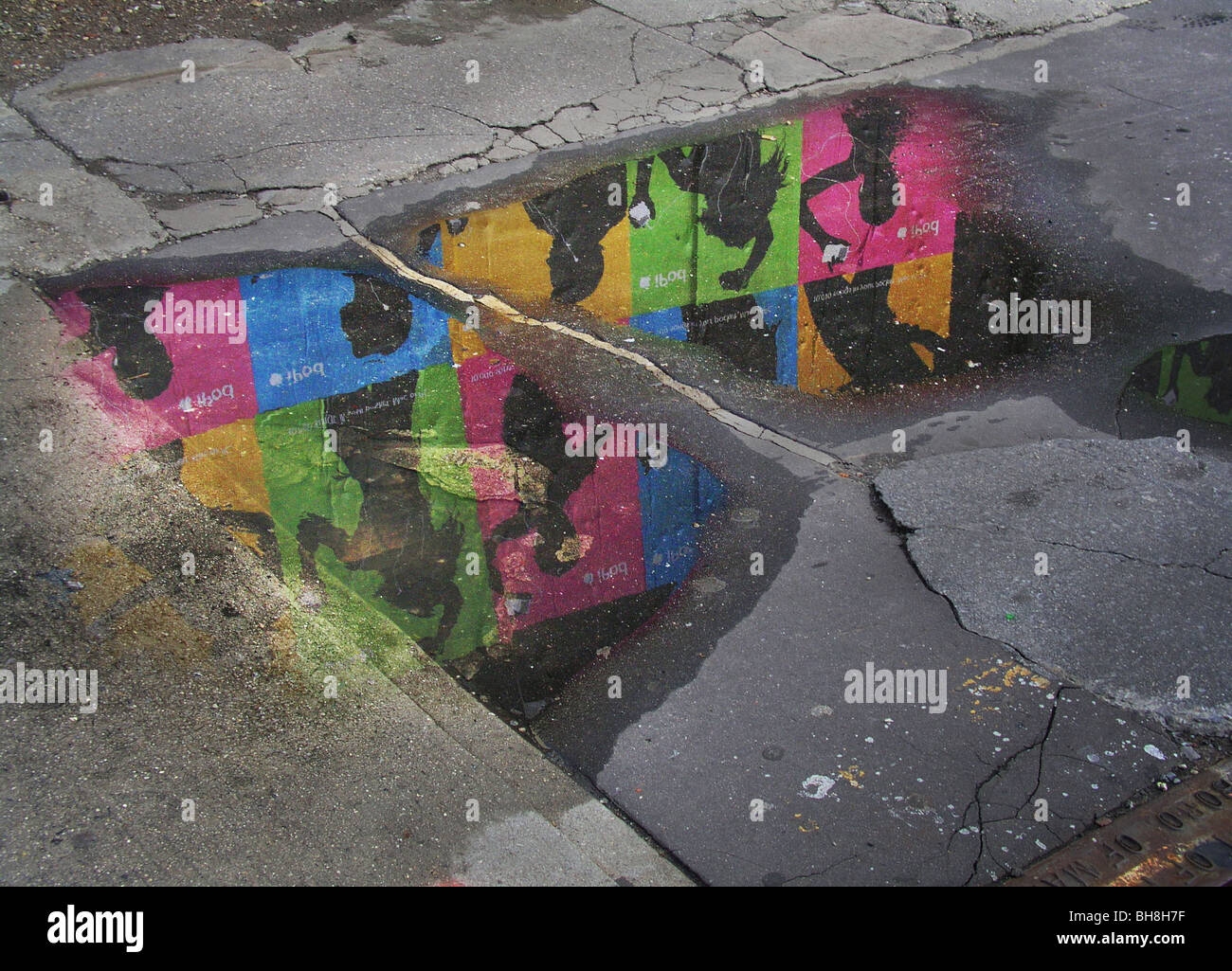 Figures in water hi-res stock photography and images - Alamy