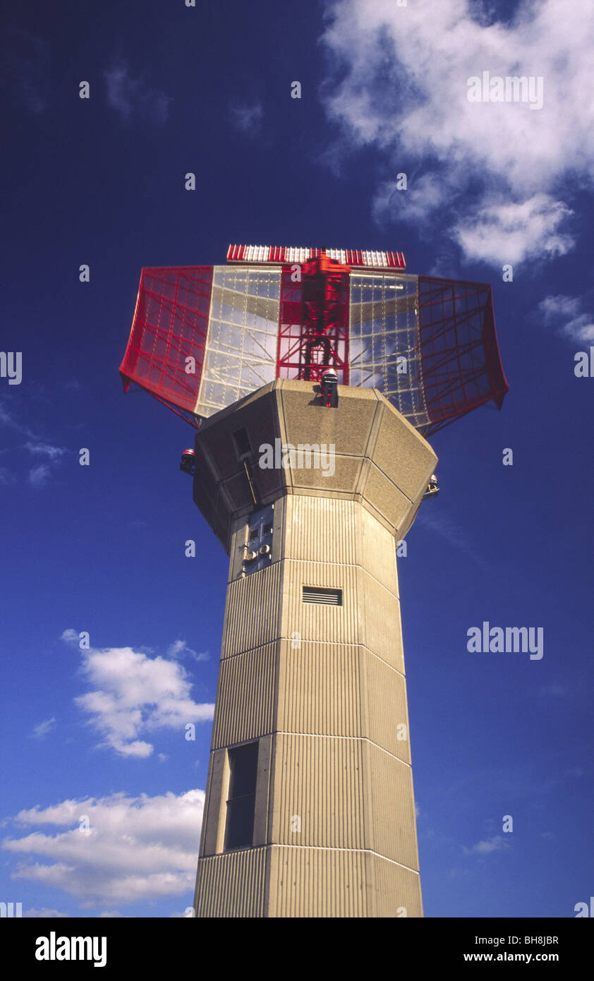 Air traffic control tower heathrow hi-res stock photography and images ...