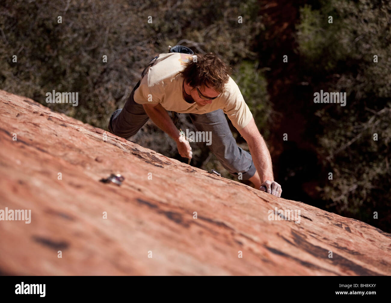 Climbing the rocks hi-res stock photography and images - Alamy