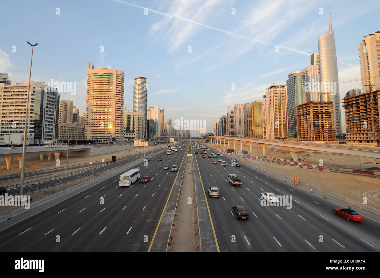 Sheikh Zayed Road in Dubai, United Arab Emirates Stock Photo - Alamy