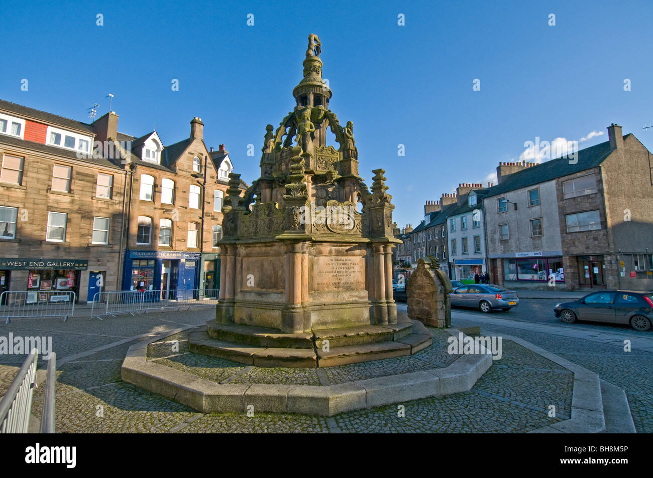 The Linlithgow Cross Well replica built in 1807 to relpace its 1628 ...
