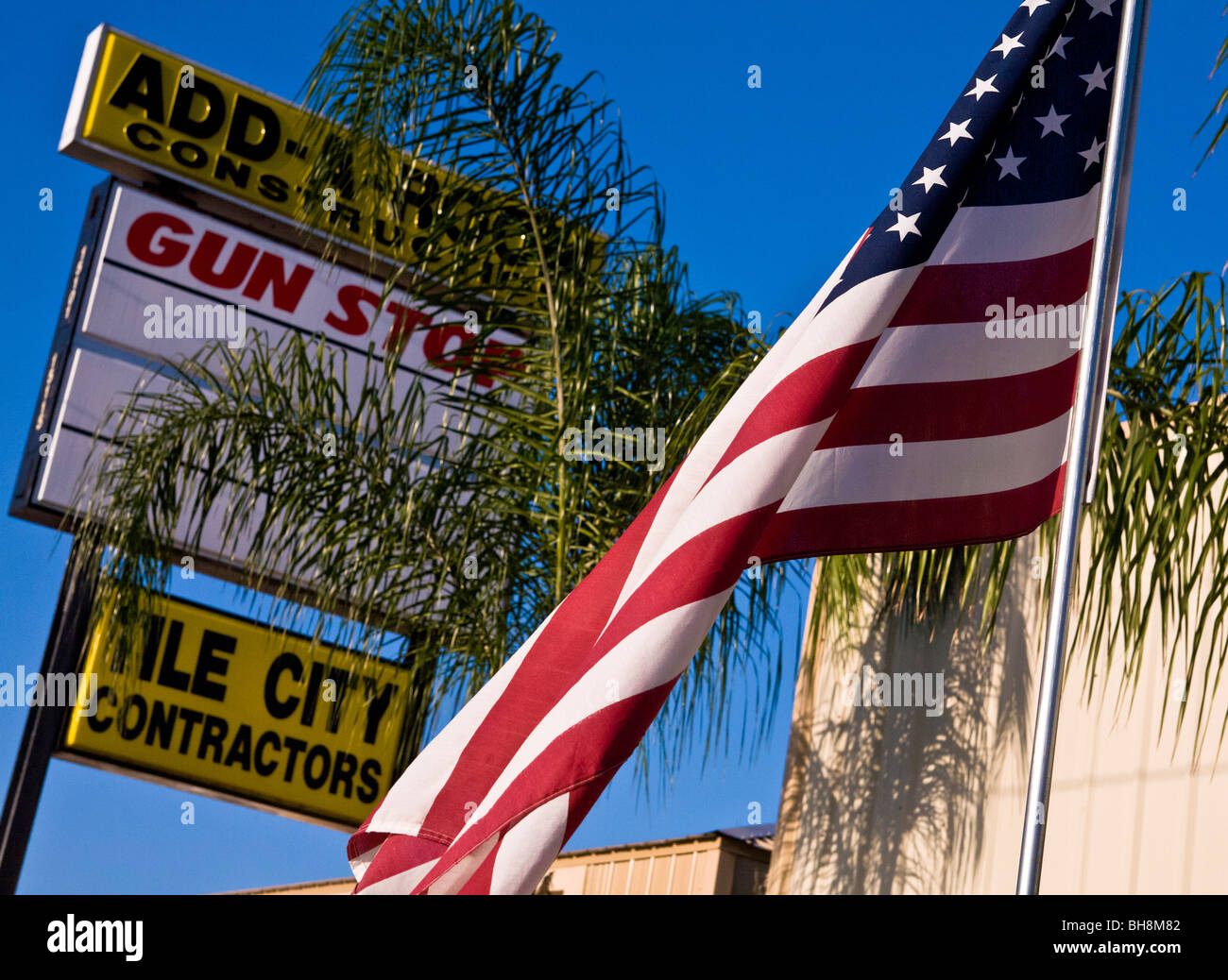 Stop sign gun hi-res stock photography and images - Alamy