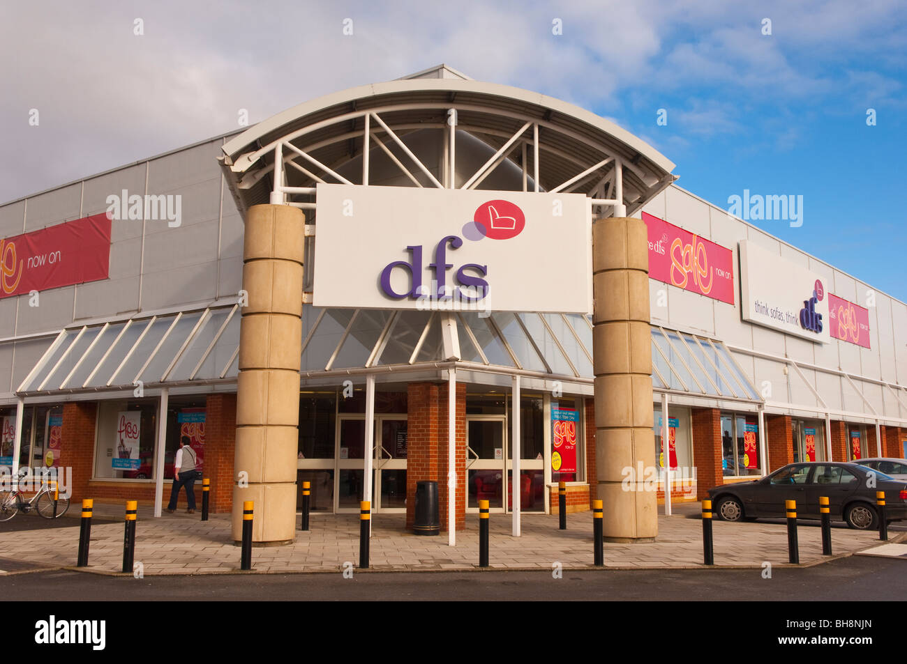 Dfs Furniture Store Hi res Stock Photography And Images Alamy