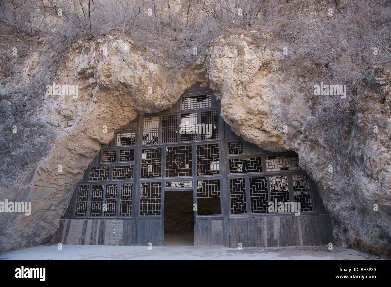 China hole cave hi-res stock photography and images - Alamy