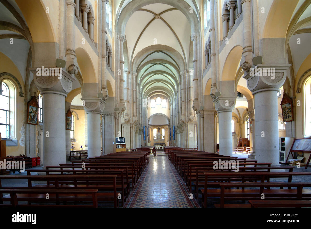 Sheshan church hi-res stock photography and images - Alamy