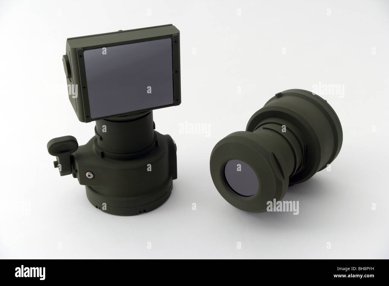 Military Equipment; Rifles; Gun Sights; Night Vision Scopes; Night ...