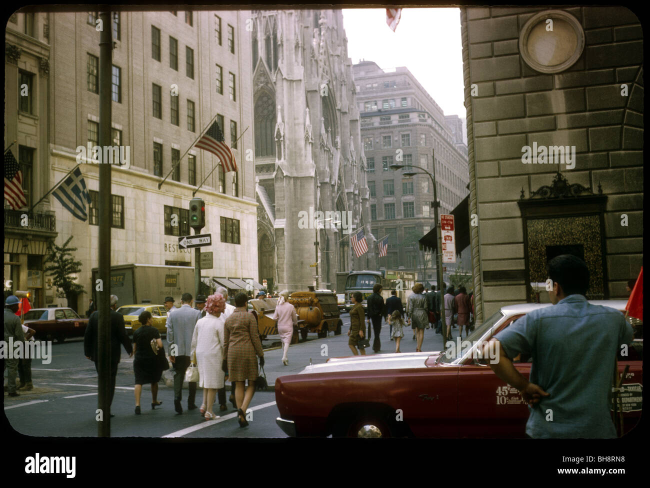 Street scape 1960s hi-res stock photography and images - Alamy