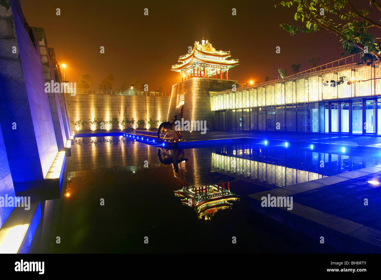 Old and new building of beijing hi-res stock photography and images - Alamy