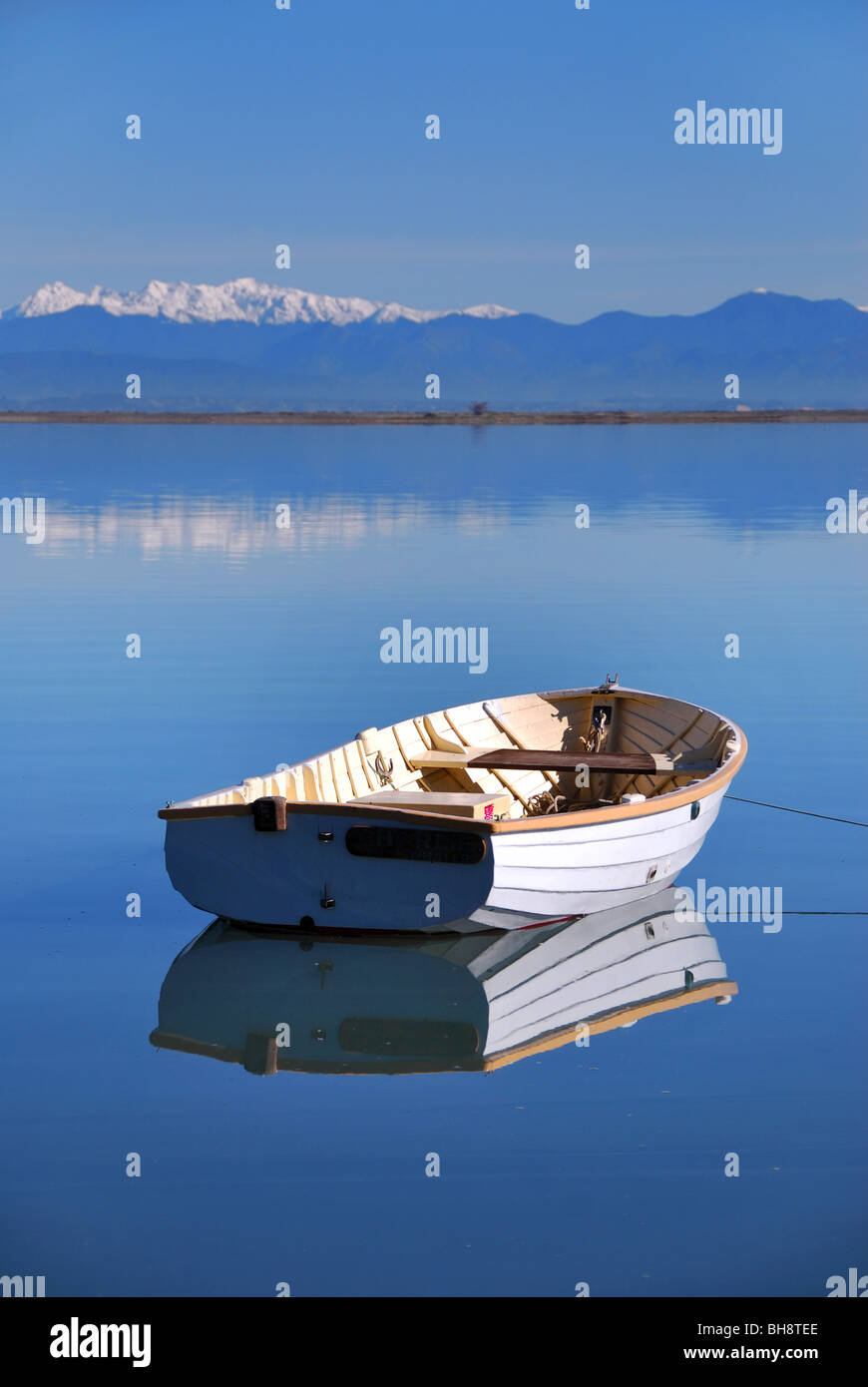 Carvel built boat hi-res stock photography and images - Alamy