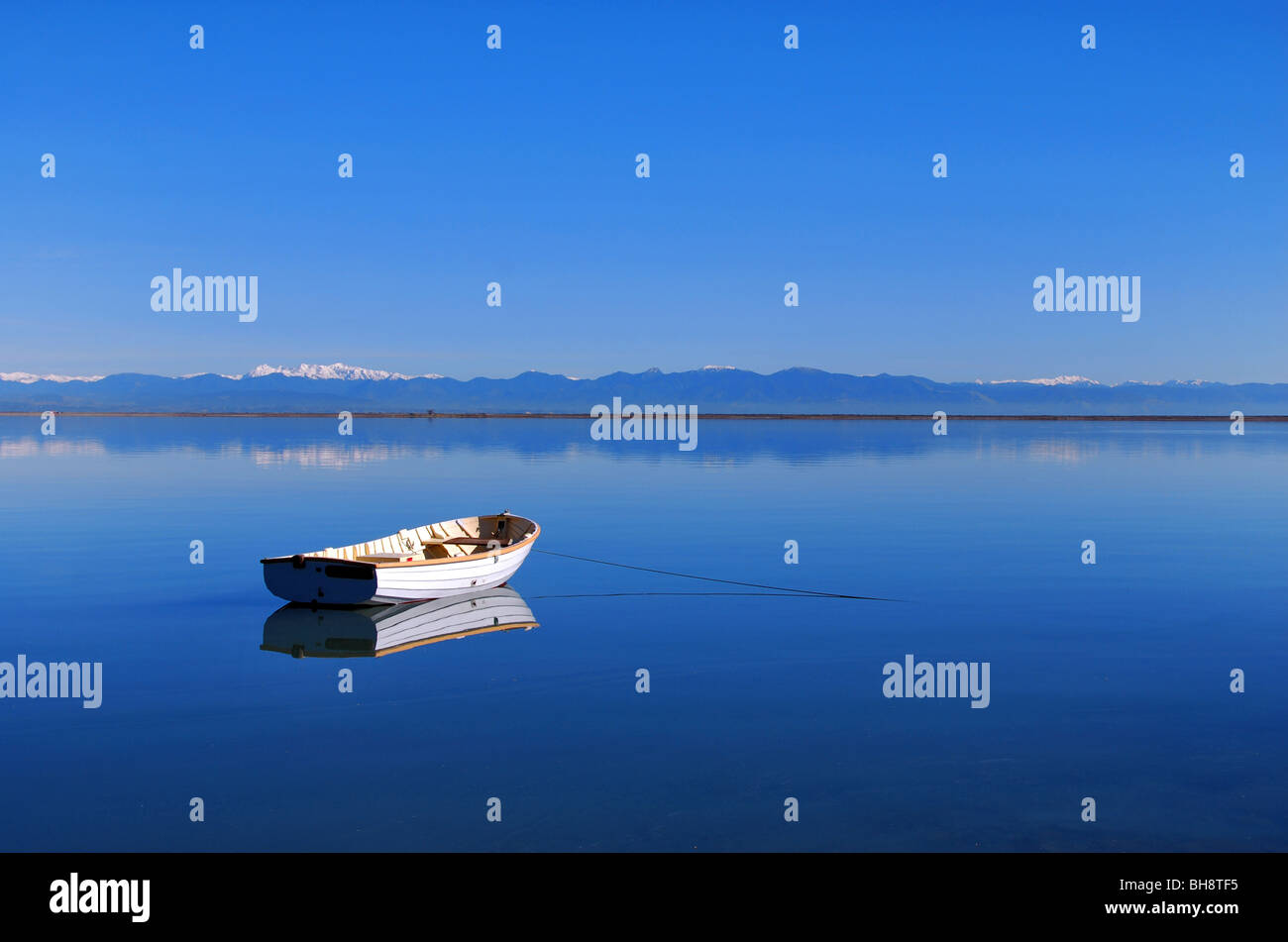 Carvel built boat hi-res stock photography and images - Alamy