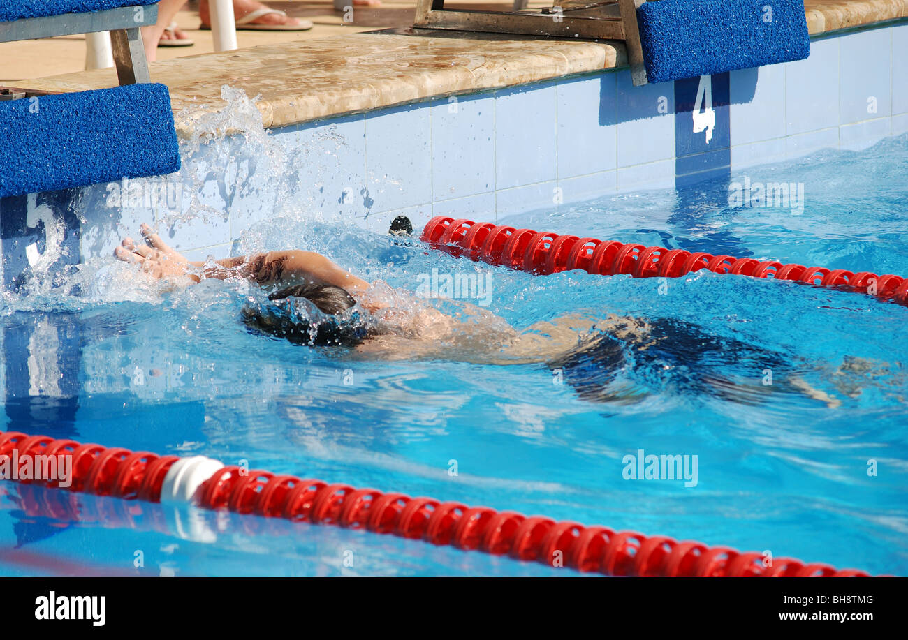 Kids swimming competition Stock Photo - Alamy