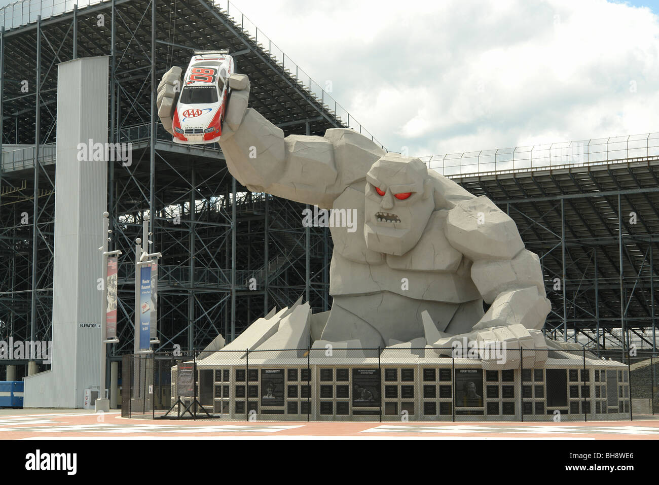 Dover international speedway hi-res stock photography and images - Alamy