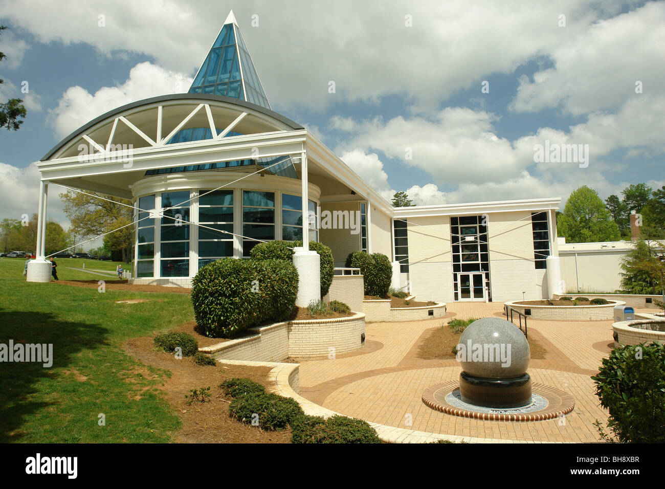 Nc works hi-res stock photography and images - Alamy