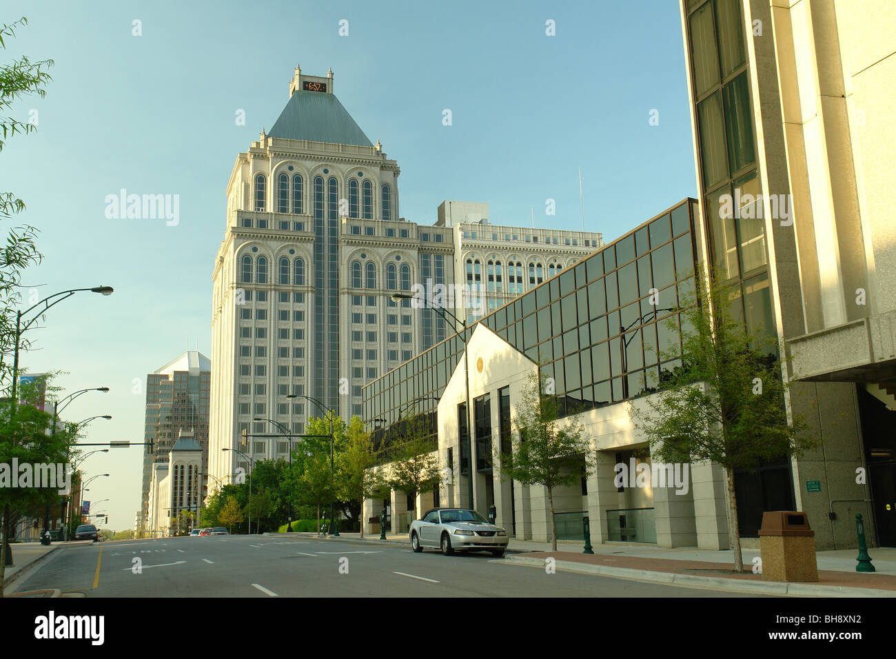 AJD64237, Greensboro, NC, North Carolina, Downtown Stock Photo - Alamy