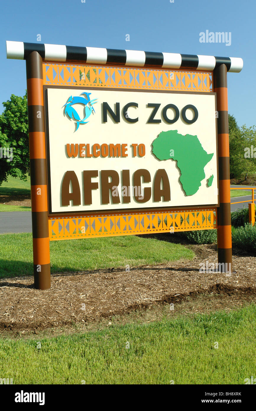 Historic zoo sign hi-res stock photography and images - Alamy
