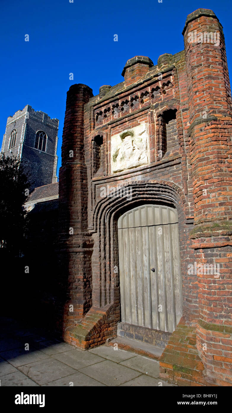 Wolsey's gate, all that remains of a college founded by Cardinal Thomas ...