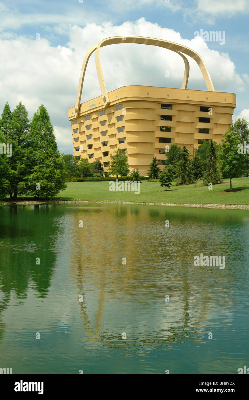 Longaberger basket building hi-res stock photography and images - Alamy