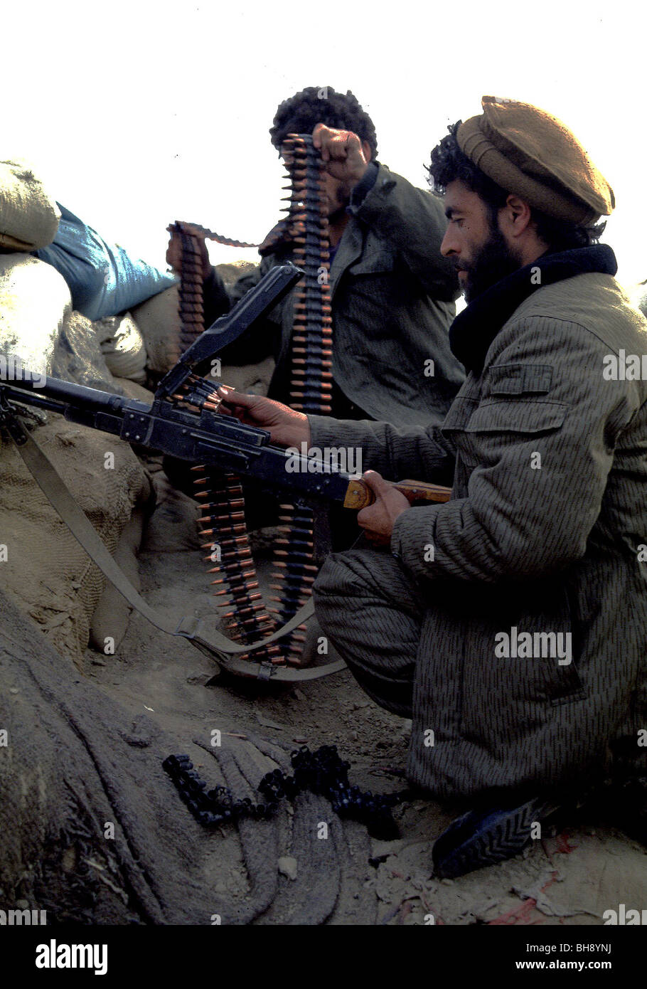 Soldiers gun battle afghanistan hi-res stock photography and images - Alamy
