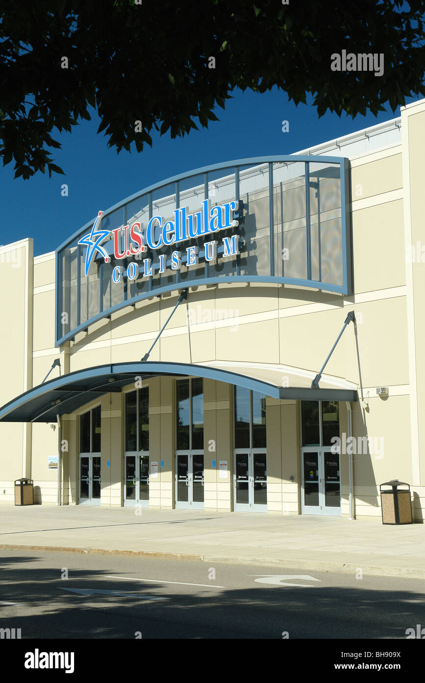 Downtown bloomington il hi-res stock photography and images - Alamy