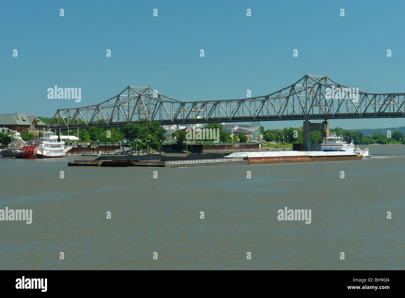 Barges and riverboats hi-res stock photography and images - Alamy