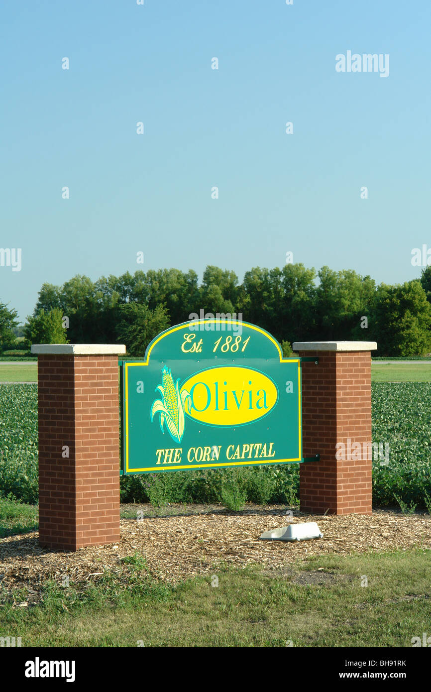 AJD65088, Olivia, MN, Minnesota, The Corn Capital, welcome sign Stock ...