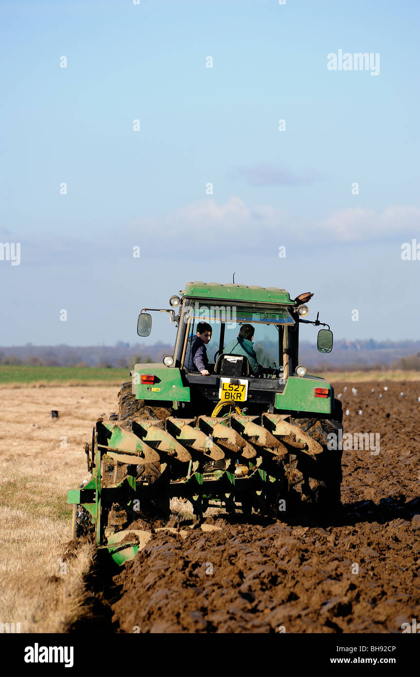 Horizontal ploughing hi-res stock photography and images - Alamy