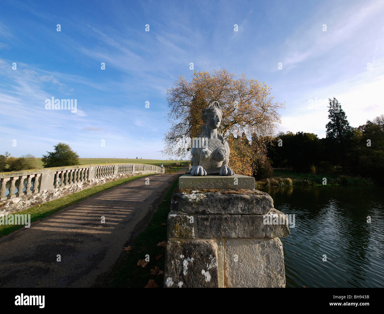 england warwickshire compton verney robert adam bridge Stock Photo - Alamy