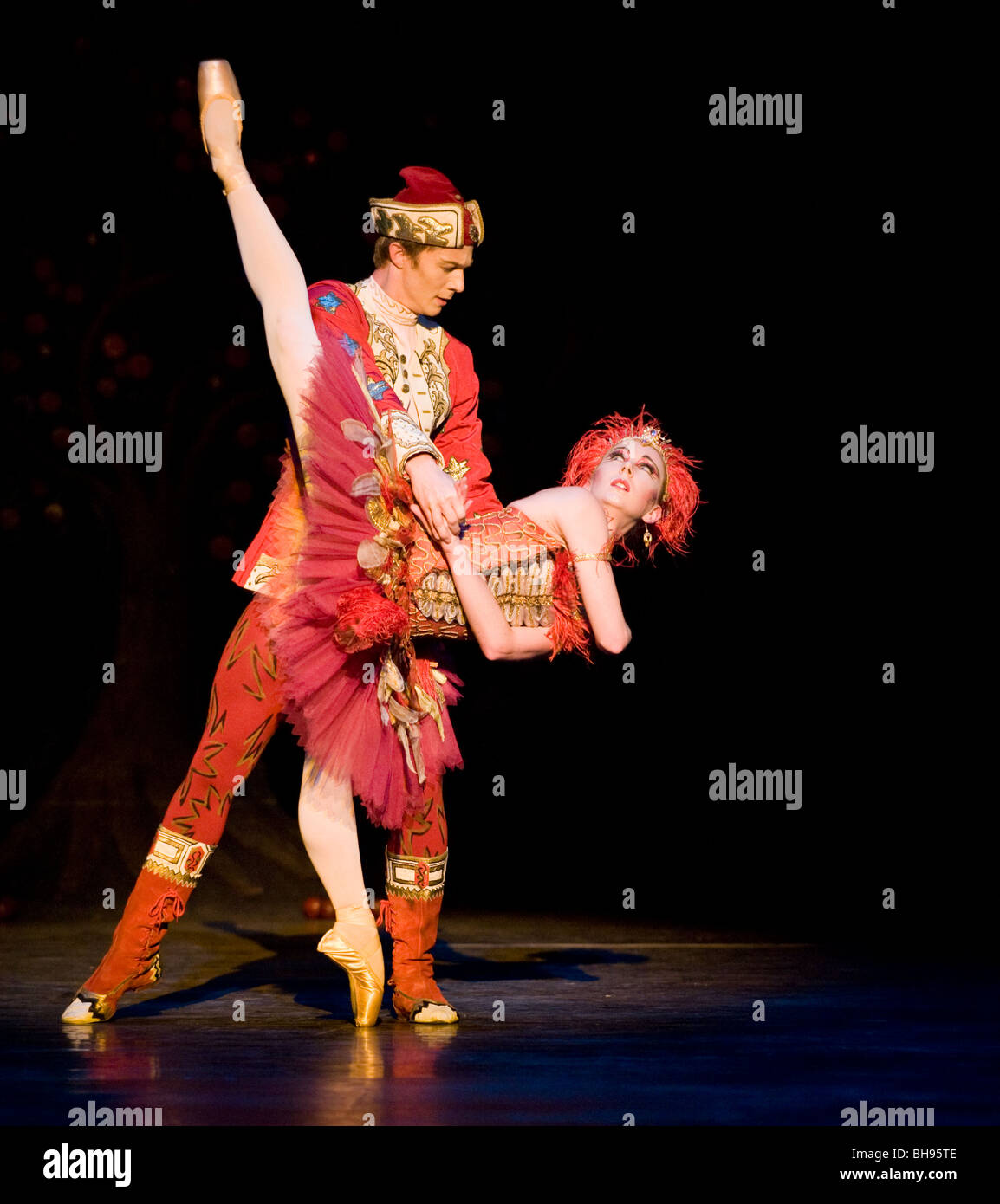 Firebird headdress hi-res stock photography and images - Alamy