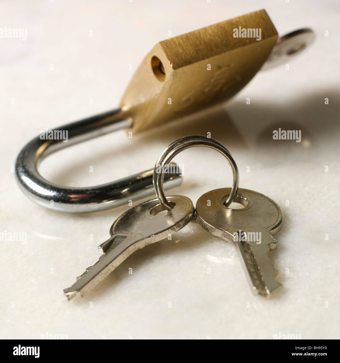 House keys cut out hi-res stock photography and images - Alamy